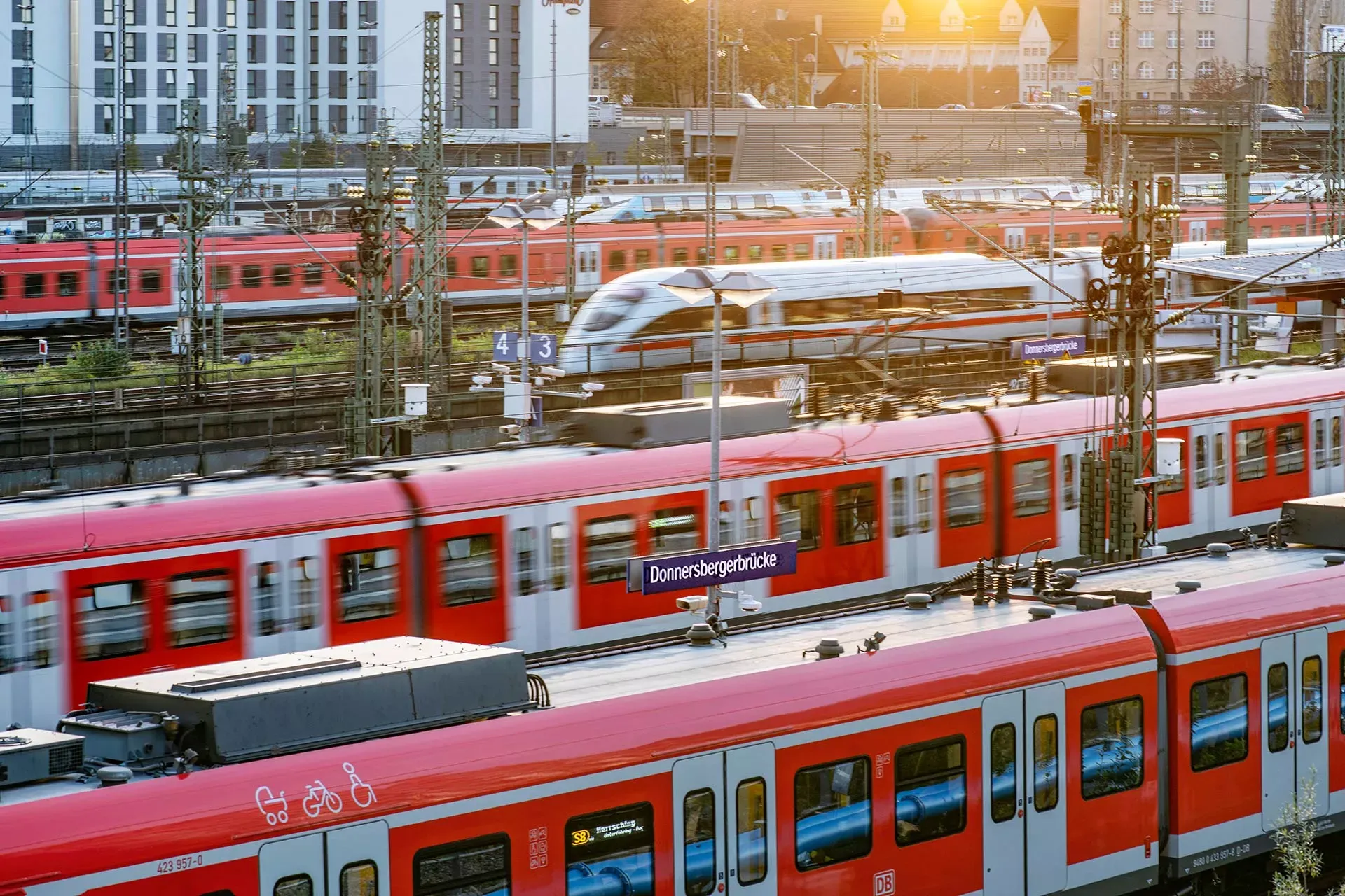 Übelkeit im Zug: Wenn das Hirn in Fahrtrichtung fahren will | Ihre Vorsorge